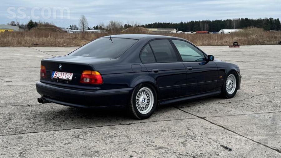 Zils BMW 528 1999 Rīga, ar dzinēja tilpumu 2.80 L un nobraukumu 0 tūkst. km par 4199 €, foto 6 vietnē AUTOMOTO.COM.LV