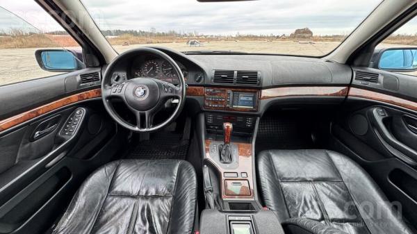 Blue BMW 528 1999 in Riga, with an engine capacity of 2.80 L and mileage of 0 thousand km for 4199 €, photo 10 on AUTOMOTO.COM.LV