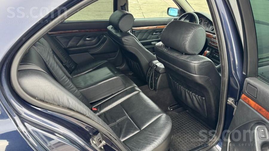 Zils BMW 528 1999 Rīga, ar dzinēja tilpumu 2.80 L un nobraukumu 0 tūkst. km par 4199 €, foto 22 vietnē AUTOMOTO.COM.LV