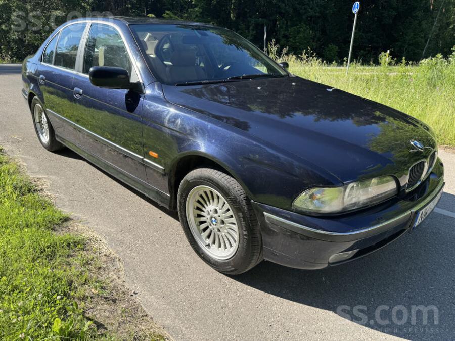 Синий БМВ 528 1999 в Огре, объемом двигателя 2.80 л и пробегом 238 тыс. км за 7500 €, фото 3 на AUTOMOTO.COM.LV