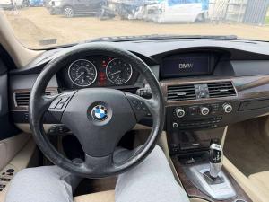 Blue BMW 528 2008 in Siauliai, with an engine capacity of 3.00 L and mileage of 321 thousand km for 2850 €, photo 15 on AUTOMOTO.COM.LV