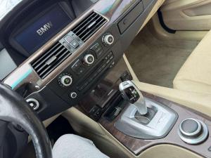Blue BMW 528 2008 in Siauliai, with an engine capacity of 3.00 L and mileage of 321 thousand km for 2850 €, photo 17 on AUTOMOTO.COM.LV