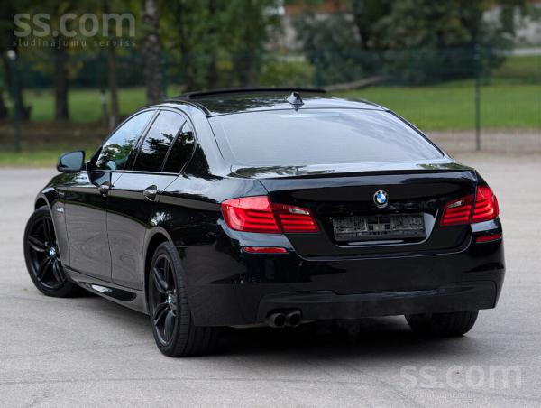 Zils BMW 528 2011 Rīga, ar dzinēja tilpumu 3.00 L un nobraukumu 340 tūkst. km par 12990 €, foto 3 vietnē AUTOMOTO.COM.LV