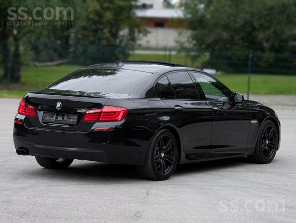 Zils BMW 528 2011 Rīga, ar dzinēja tilpumu 3.00 L un nobraukumu 340 tūkst. km par 12990 €, foto 11 vietnē AUTOMOTO.COM.LV