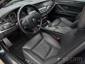 Blue BMW 528 2011 in Riga, with an engine capacity of 3.00 L and mileage of 340 thousand km for 12990 €, photo 14 on AUTOMOTO.COM.LV