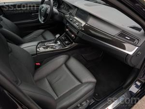Blue BMW 528 2011 in Riga, with an engine capacity of 3.00 L and mileage of 340 thousand km for 12990 €, photo 22 on AUTOMOTO.COM.LV