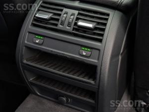 Blue BMW 528 2011 in Riga, with an engine capacity of 3.00 L and mileage of 340 thousand km for 12990 €, photo 26 on AUTOMOTO.COM.LV