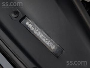 Blue BMW 528 2011 in Riga, with an engine capacity of 3.00 L and mileage of 340 thousand km for 12990 €, photo 32 on AUTOMOTO.COM.LV