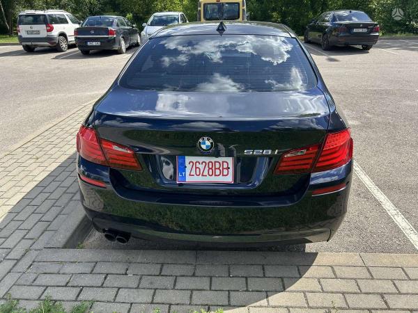 Blue BMW 528 2013 in Alytus, with an engine capacity of 2.00 L and mileage of 164 thousand km for 9500 €, photo 8 on AUTOMOTO.COM.LV