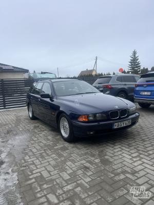 Zils BMW 528 1998 Palanga, ar dzinēja tilpumu 2.80 L un nobraukumu 297 tūkst. km par 3400 €, foto  vietnē AUTOMOTO.COM.LV
