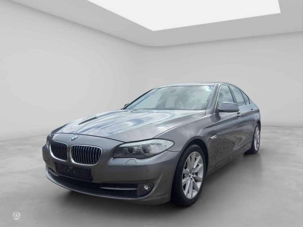 Brūns BMW 528 2010 Kauņa, ar dzinēja tilpumu 3.00 L un nobraukumu 289 tūkst. km par 9390 €, foto 1 vietnē AUTOMOTO.COM.LV