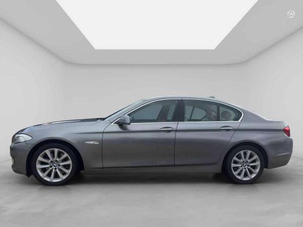 Brūns BMW 528 2010 Kauņa, ar dzinēja tilpumu 3.00 L un nobraukumu 289 tūkst. km par 9390 €, foto 3 vietnē AUTOMOTO.COM.LV