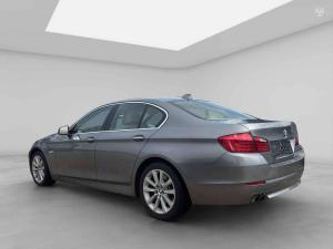 Brown BMW 528 2010 in Kaunas, with an engine capacity of 3.00 L and mileage of 289 thousand km for 9390 €, photo 5 on AUTOMOTO.COM.LV