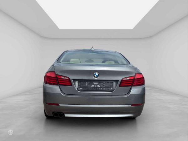 Brūns BMW 528 2010 Kauņa, ar dzinēja tilpumu 3.00 L un nobraukumu 289 tūkst. km par 9390 €, foto 5 vietnē AUTOMOTO.COM.LV