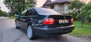 Green BMW 528 1996 in Riga, with an engine capacity of 2.80 L and mileage of 330 thousand km for 15000 €, photo 4 on AUTOMOTO.COM.LV