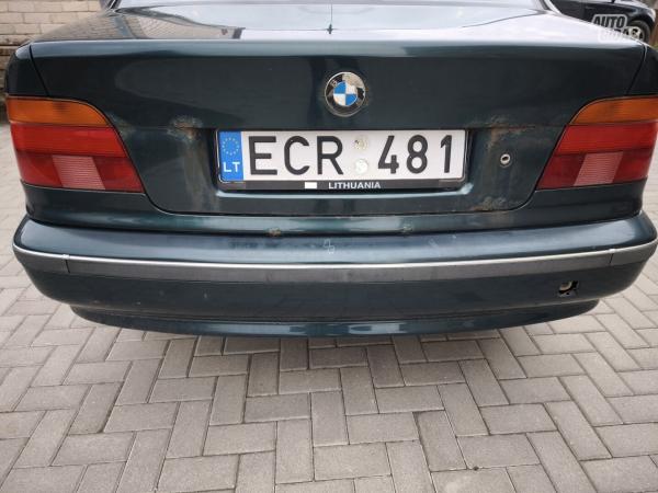 Zaļš BMW 528 1996 Viļņa, ar dzinēja tilpumu 2.80 L un nobraukumu 373 tūkst. km par 1300 €, foto 5 vietnē AUTOMOTO.COM.LV
