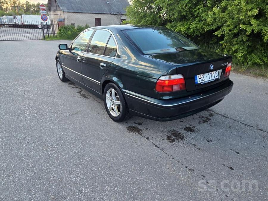 Green BMW 528 2000 in Daugavpils, with an engine capacity of 2.80 L and mileage of 0 thousand km for 3500 €, photo 6 on AUTOMOTO.COM.LV