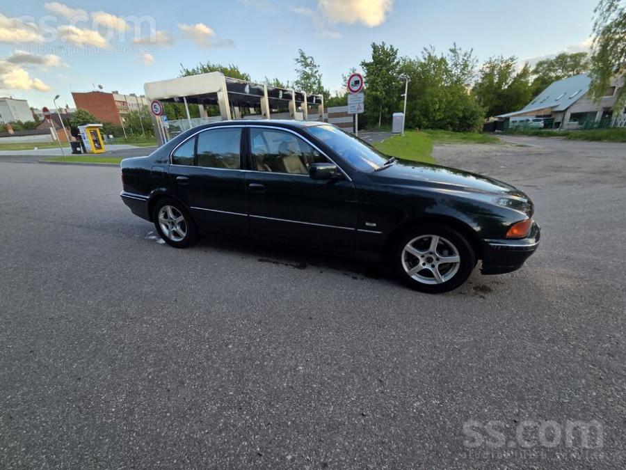 Green BMW 528 2000 in Daugavpils, with an engine capacity of 2.80 L and mileage of 0 thousand km for 3500 €, photo 11 on AUTOMOTO.COM.LV