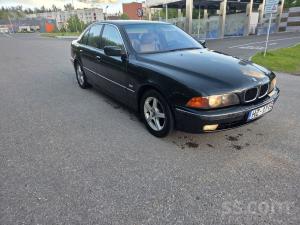 Green BMW 528 2000 in Daugavpils, with an engine capacity of 2.80 L and mileage of 0 thousand km for 3500 €, photo 12 on AUTOMOTO.COM.LV