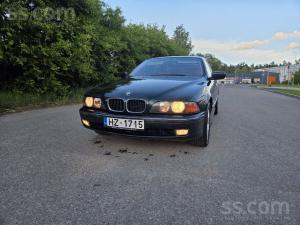 Green BMW 528 2000 in Daugavpils, with an engine capacity of 2.80 L and mileage of 0 thousand km for 3500 €, photo 13 on AUTOMOTO.COM.LV
