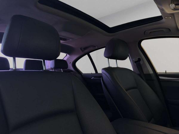 Green BMW 528 2015 in Kaunas, with an engine capacity of 2.00 L and mileage of 149 thousand km for 9999 €, photo 9 on AUTOMOTO.COM.LV