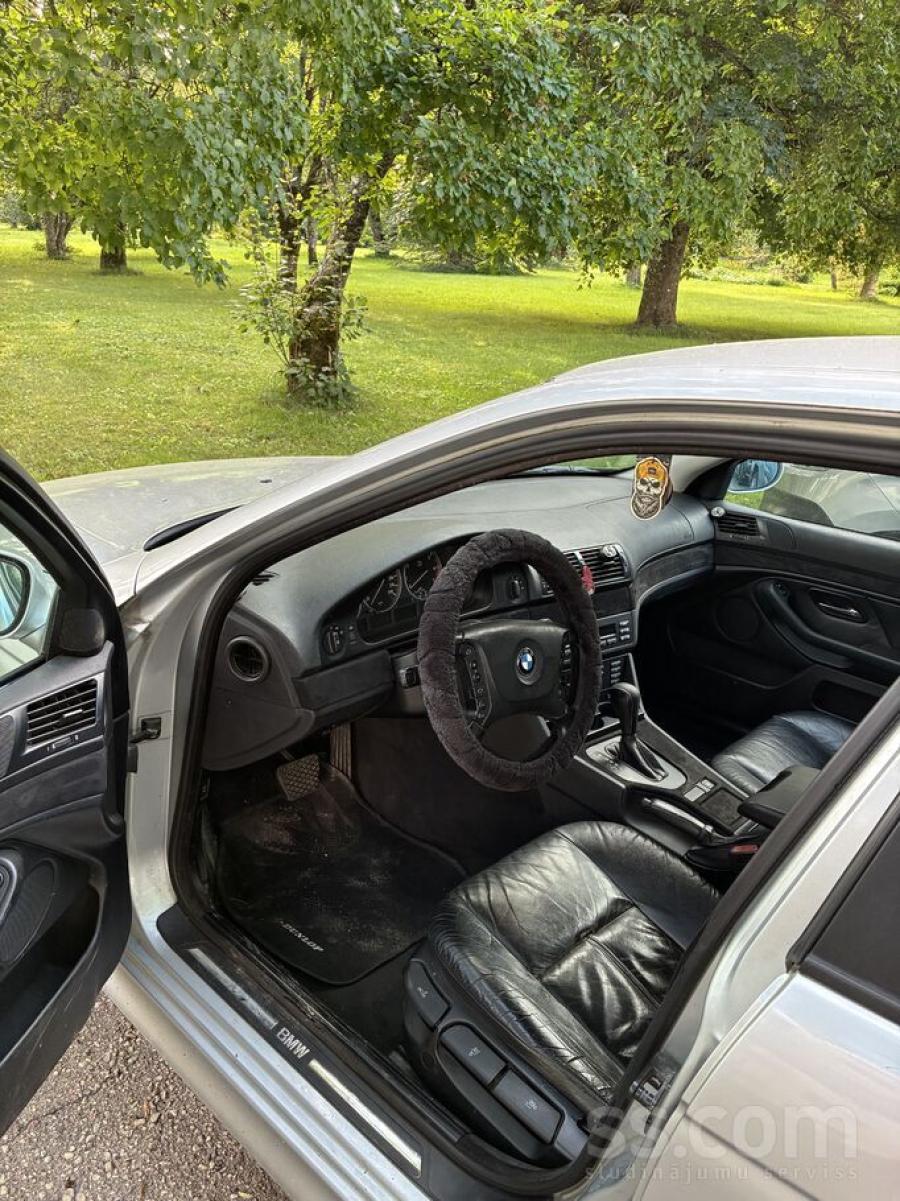 Pelēks BMW 528 1997 Kuldīga, ar dzinēja tilpumu 2.80 L un nobraukumu 441 tūkst. km par 2500 €, foto 3 vietnē AUTOMOTO.COM.LV
