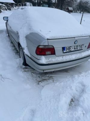 Pelēks BMW 528 1999 Tukums, ar dzinēja tilpumu 2.80 L un nobraukumu 329 tūkst. km par 1500 €, foto 7 vietnē AUTOMOTO.COM.LV