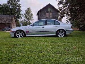 Pelēks BMW 528 1999 Rīga, ar dzinēja tilpumu 2.80 L un nobraukumu 0 tūkst. km par 1900 €, foto 3 vietnē AUTOMOTO.COM.LV