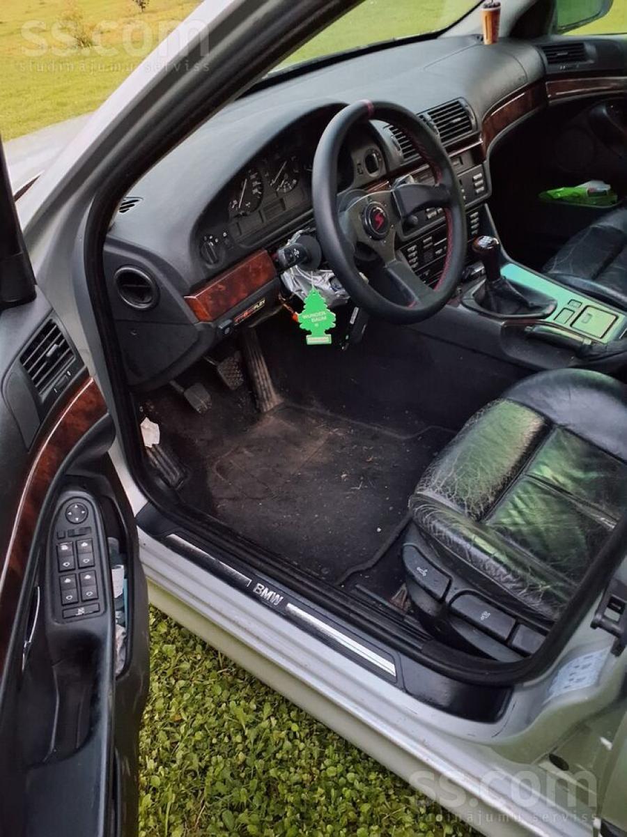 Pelēks BMW 528 1999 Rīga, ar dzinēja tilpumu 2.80 L un nobraukumu 0 tūkst. km par 1900 €, foto 8 vietnē AUTOMOTO.COM.LV