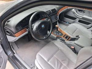 Pelēks BMW 528 2000 Viļņa, ar dzinēja tilpumu 3.00 L un nobraukumu 330 tūkst. km par 3300 €, foto 8 vietnē AUTOMOTO.COM.LV