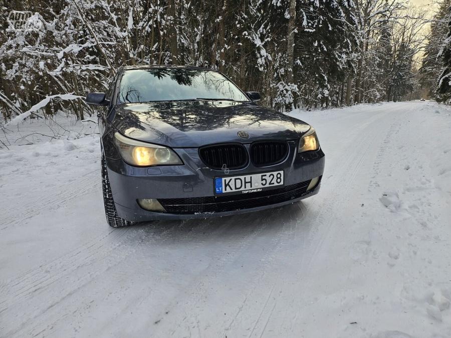 Pelēks BMW 528 2008 Klaipėda, ar dzinēja tilpumu 3.00 L un nobraukumu 329 tūkst. km par 3000 €, foto 3 vietnē AUTOMOTO.COM.LV