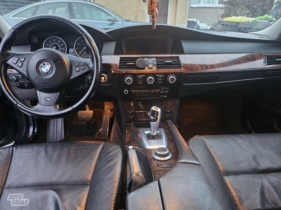 Pelēks BMW 528 2008 Klaipėda, ar dzinēja tilpumu 3.00 L un nobraukumu 329 tūkst. km par 3000 €, foto 12 vietnē AUTOMOTO.COM.LV