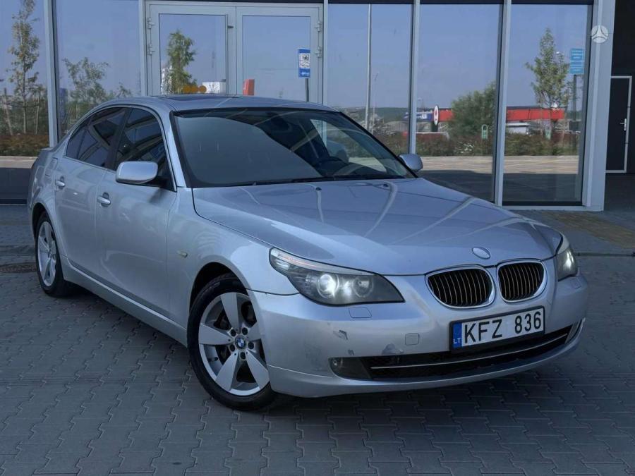 Pelēks BMW 528 2008 Viļņa, ar dzinēja tilpumu 3.00 L un nobraukumu 362 tūkst. km par 3000 €, foto 1 vietnē AUTOMOTO.COM.LV