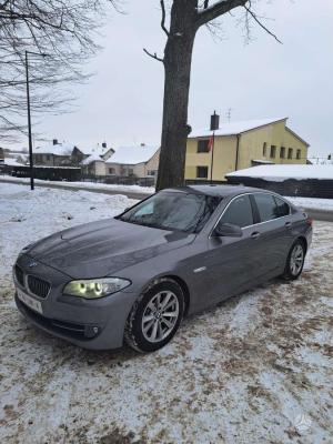 Pelēks BMW 528 2010 Alīta, ar dzinēja tilpumu 3.00 L un nobraukumu 307 tūkst. km par 8800 €, foto 3 vietnē AUTOMOTO.COM.LV
