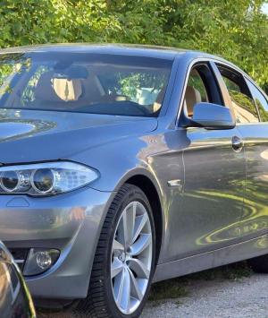 Pelēks BMW 528 2010 Kauņa, ar dzinēja tilpumu 3.00 L un nobraukumu 286 tūkst. km par 8500 €, foto  vietnē AUTOMOTO.COM.LV