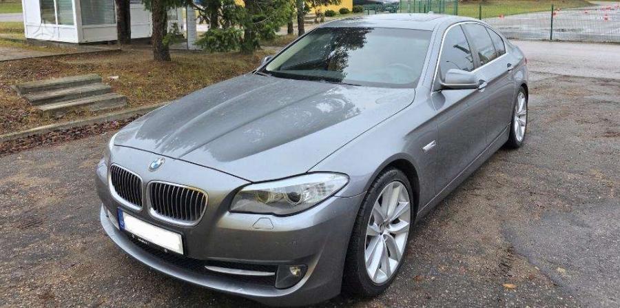 Pelēks BMW 528 2010 Kauņa, ar dzinēja tilpumu 3.00 L un nobraukumu 286 tūkst. km par 8500 €, foto 15 vietnē AUTOMOTO.COM.LV