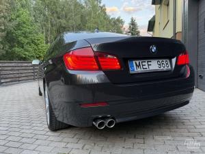 Серый БМВ 528 2010 в Мажейкяй, объемом двигателя 3.00 л и пробегом 300 тыс. км за 10200 €, фото 12 на AUTOMOTO.COM.LV
