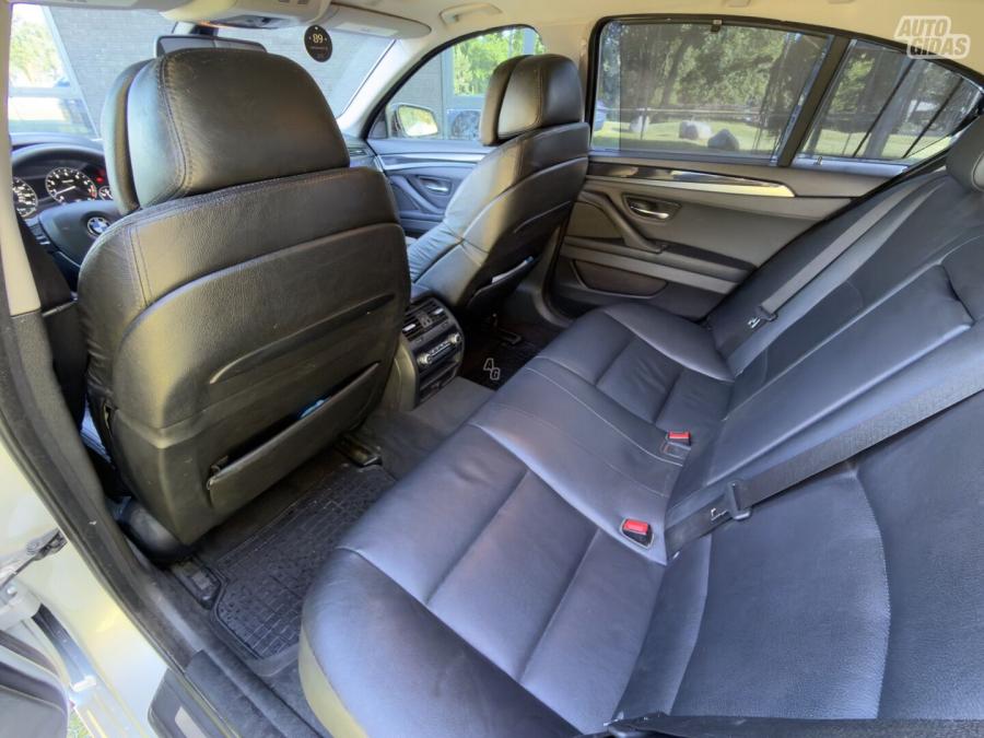 Pelēks BMW 528 2011 Kauņa, ar dzinēja tilpumu 3.00 L un nobraukumu 344 tūkst. km par 11999 €, foto 4 vietnē AUTOMOTO.COM.LV