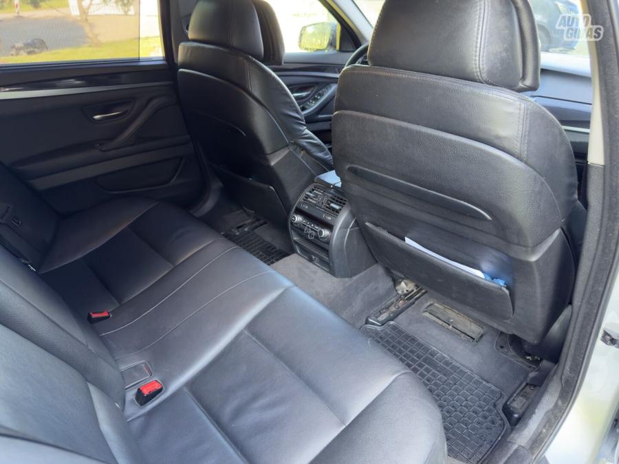 Pelēks BMW 528 2011 Kauņa, ar dzinēja tilpumu 3.00 L un nobraukumu 344 tūkst. km par 11999 €, foto 6 vietnē AUTOMOTO.COM.LV