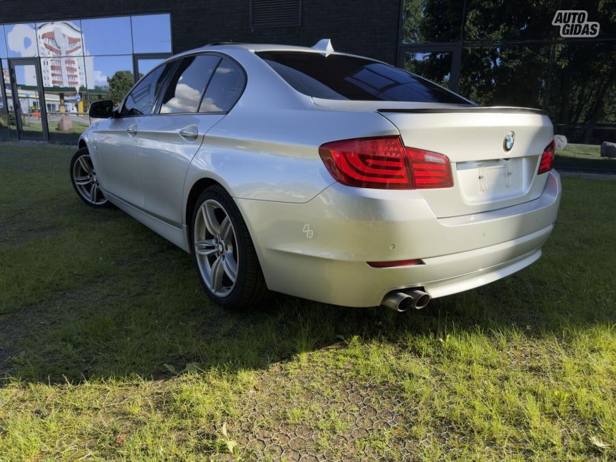 Pelēks BMW 528 2011 Kauņa, ar dzinēja tilpumu 3.00 L un nobraukumu 344 tūkst. km par 11999 €, foto 15 vietnē AUTOMOTO.COM.LV