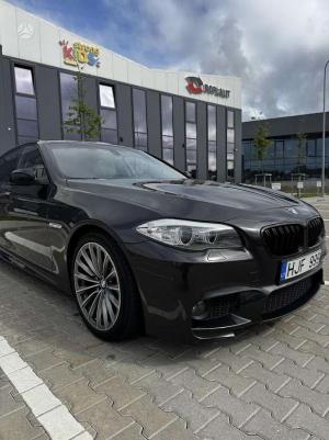 Grey BMW 528 2011 in Kaunas, with an engine capacity of 3.00 L and mileage of 301 thousand km for 9200 €, photo  on AUTOMOTO.COM.LV