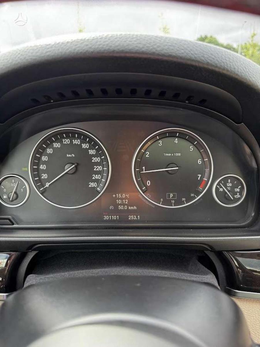 Pelēks BMW 528 2011 Kauņa, ar dzinēja tilpumu 3.00 L un nobraukumu 301 tūkst. km par 9200 €, foto 18 vietnē AUTOMOTO.COM.LV