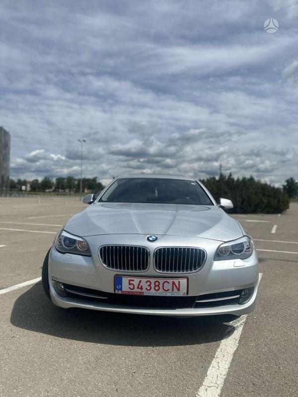 Pelēks BMW 528 2011 Šauļi, ar dzinēja tilpumu 3.00 L un nobraukumu 270 tūkst. km par 6000 €, foto 9 vietnē AUTOMOTO.COM.LV
