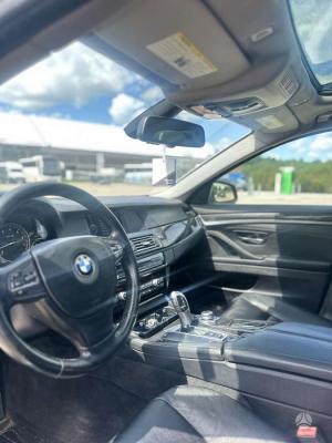 Grey BMW 528 2011 in Siauliai, with an engine capacity of 3.00 L and mileage of 270 thousand km for 6000 €, photo 13 on AUTOMOTO.COM.LV