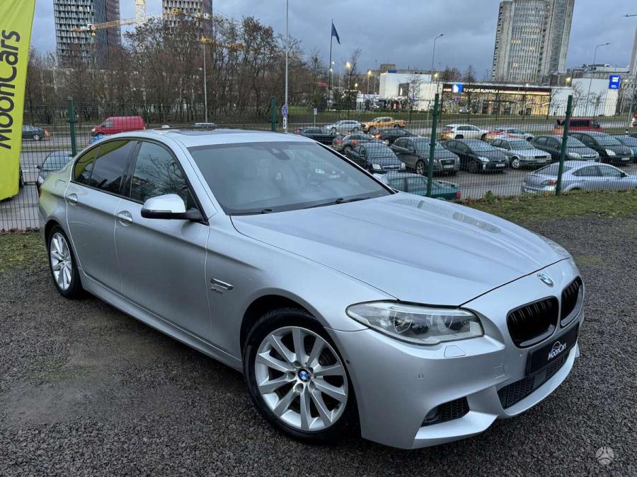 Pelēks BMW 528 2012 Viļņa, ar dzinēja tilpumu 2.00 L un nobraukumu 207 tūkst. km par 12000 €, foto 3 vietnē AUTOMOTO.COM.LV