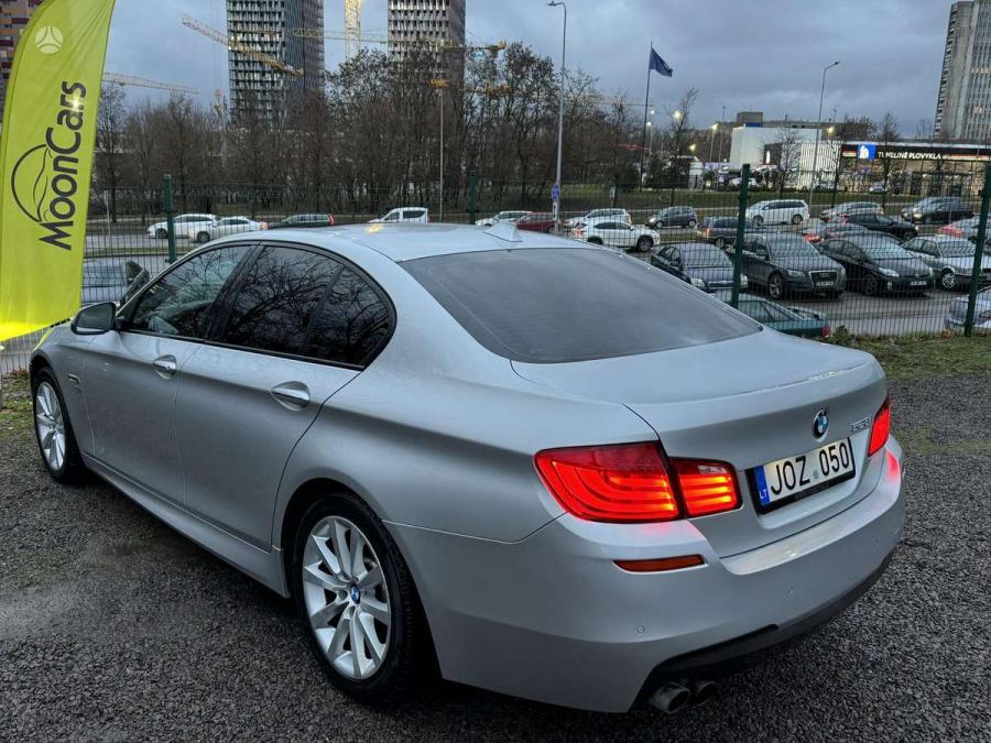 Pelēks BMW 528 2012 Viļņa, ar dzinēja tilpumu 2.00 L un nobraukumu 207 tūkst. km par 12000 €, foto 8 vietnē AUTOMOTO.COM.LV