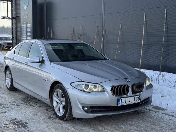 Pelēks BMW 528 2012 Viļņa, ar dzinēja tilpumu 2.00 L un nobraukumu 258 tūkst. km par 7650 €, foto 1 vietnē AUTOMOTO.COM.LV