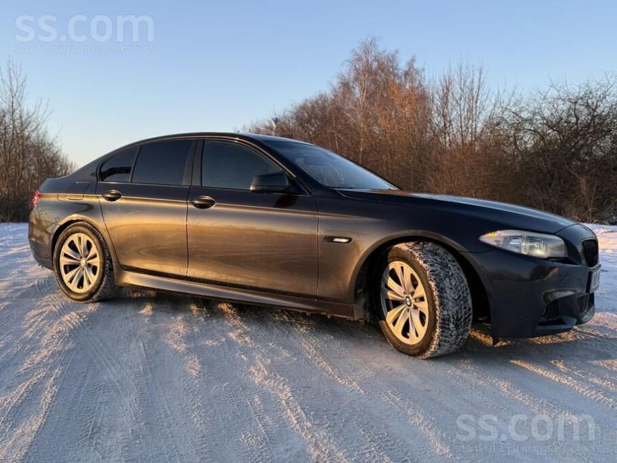 Grey BMW 528 2012 in Riga, with an engine capacity of 2.00 L and mileage of 162 thousand km for 8800 €, photo 8 on AUTOMOTO.COM.LV
