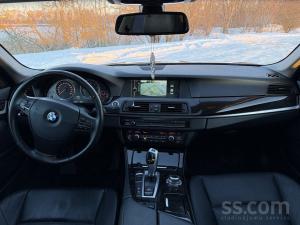 Grey BMW 528 2012 in Riga, with an engine capacity of 2.00 L and mileage of 162 thousand km for 8800 €, photo 19 on AUTOMOTO.COM.LV
