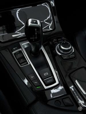 Grey BMW 528 2012 in Vilnius, with an engine capacity of 2.00 L and mileage of 234 thousand km for 8450 €, photo 27 on AUTOMOTO.COM.LV